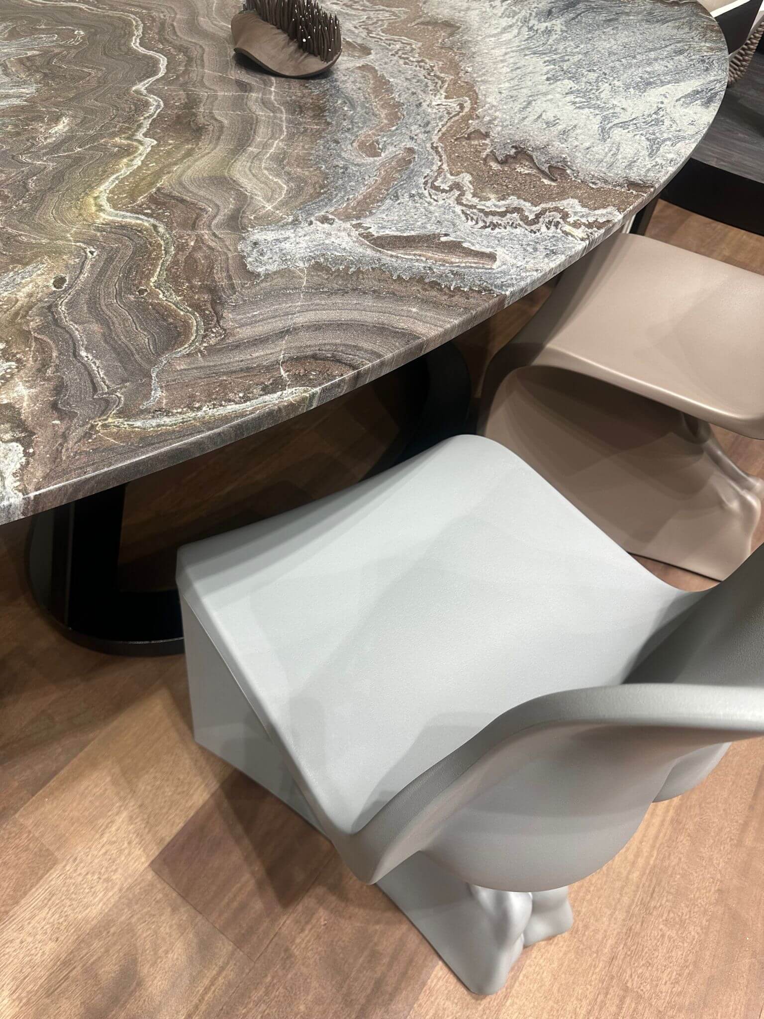 BON OBJECT - Han Stone